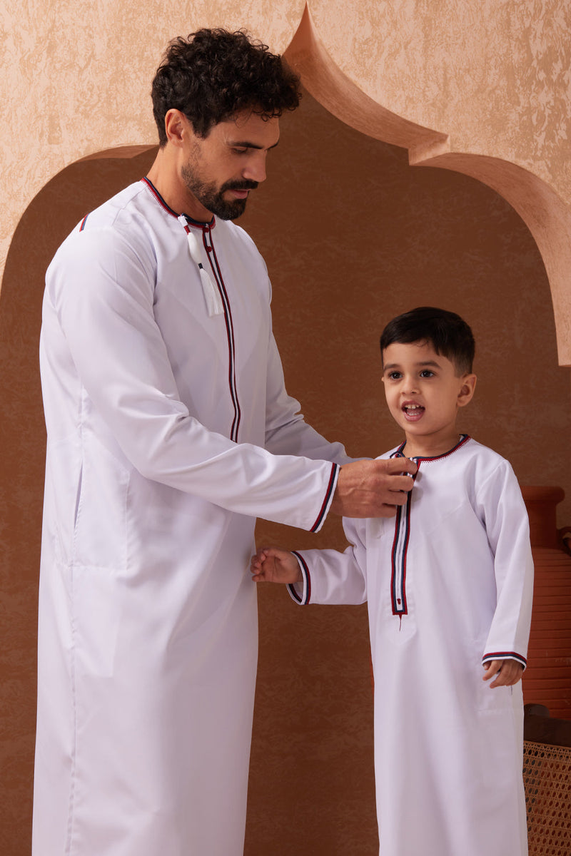 Boys Faris Omani Jubba/Thobe - white – TheHijabWorld